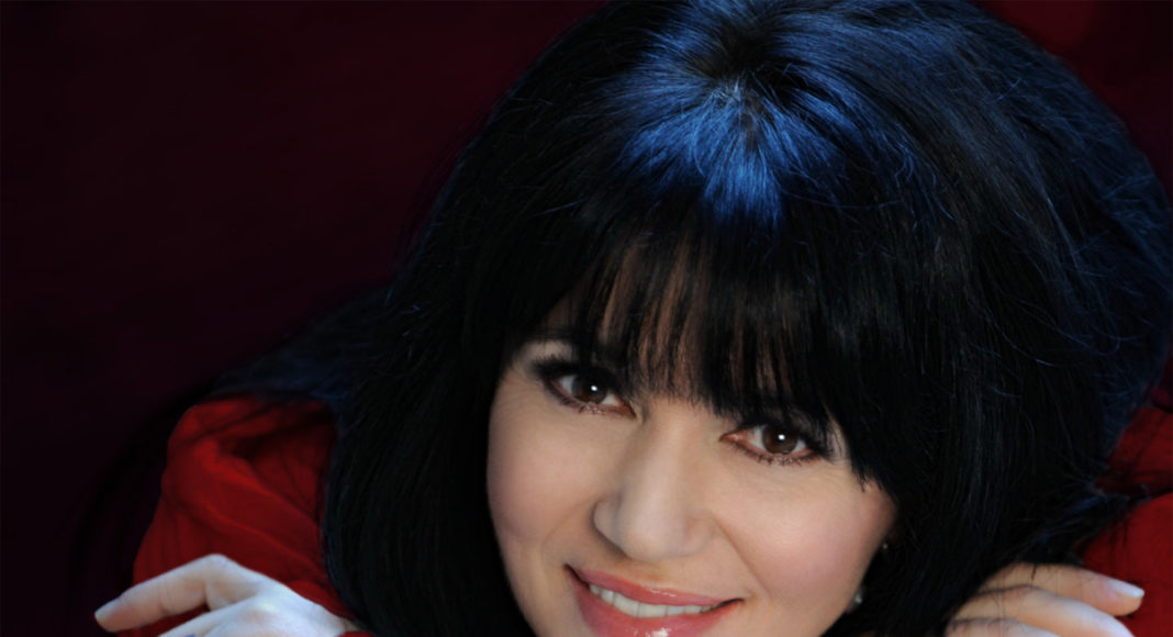 Mara Kayser - Du kannst mir die Flügel stutz´n - Schlager Radio